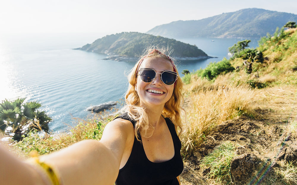 Selfie Safety | Cedars-Sinai Selfie Safety | Cedars-Sinai